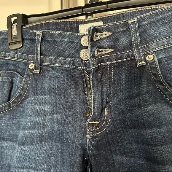 HUDSON Signature Bootcut Jeans Medium Wash Size 27 EUC